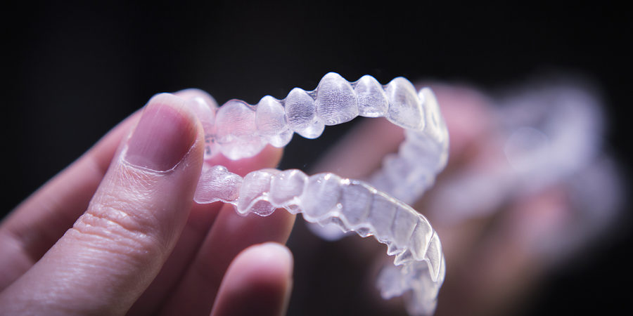 Top 5 Reasons To Choose Invisalign To Straighten Your Teeth Smile Up